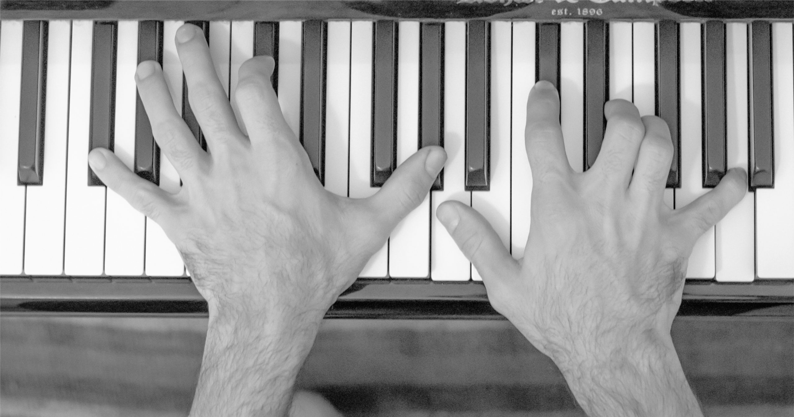 Música - Lucas Cervetti